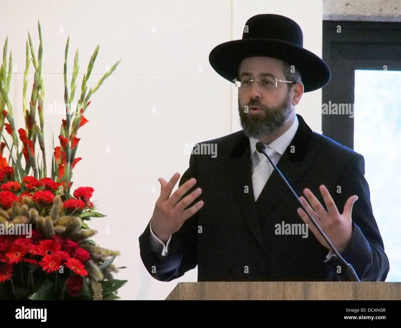 Jerusalem, Israel. 14th Aug, 2013. Chief Ashkenazi Rabbi DAVID LAU ...