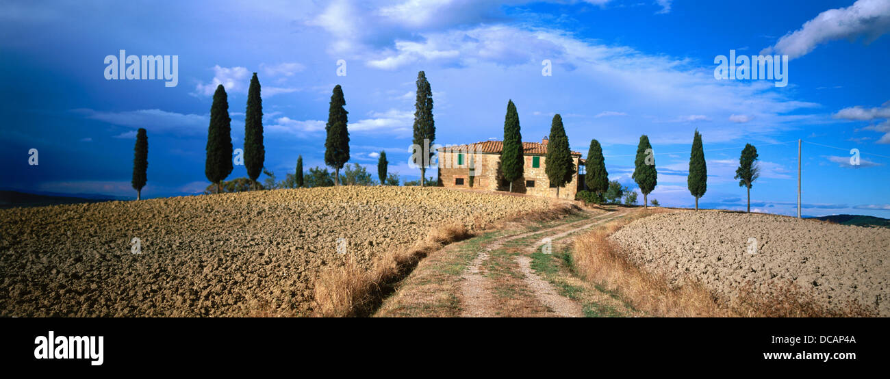 Le Crete Sienese, Tuscan landscape. Italy Stock Photo - Alamy