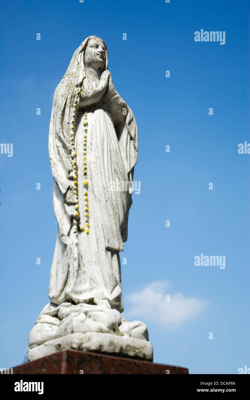 Devotion mary hi-res stock photography and images - Alamy