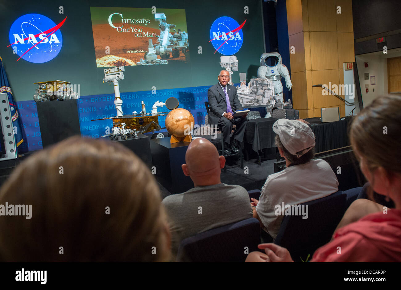 NASA celebrates the first anniversary of the Curiosity Rover's ...