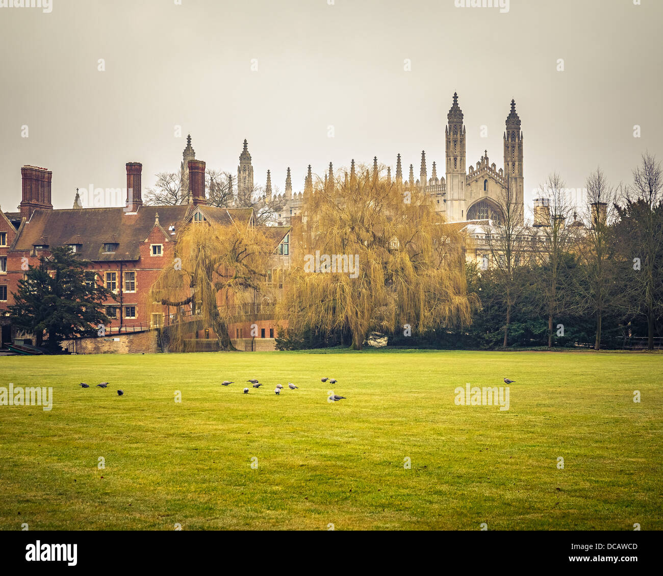 Kings college university campus building hi-res stock photography and ...