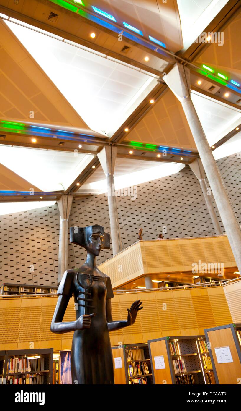Bibliotheca Alexandrina Interior Stock Photos & Bibliotheca Alexandrina ...