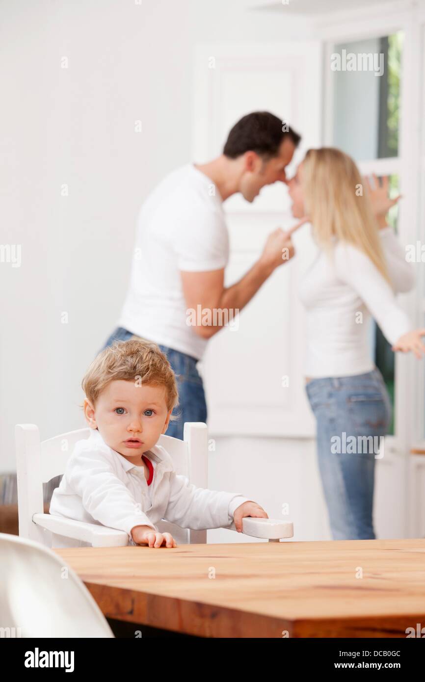 Parents argue baby hi-res stock photography and images - Alamy