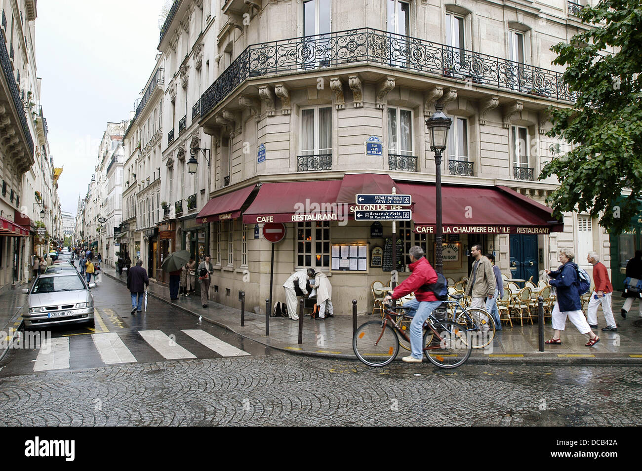 Street Corner Paris Stock Photos & Street Corner Paris Stock Images - Alamy