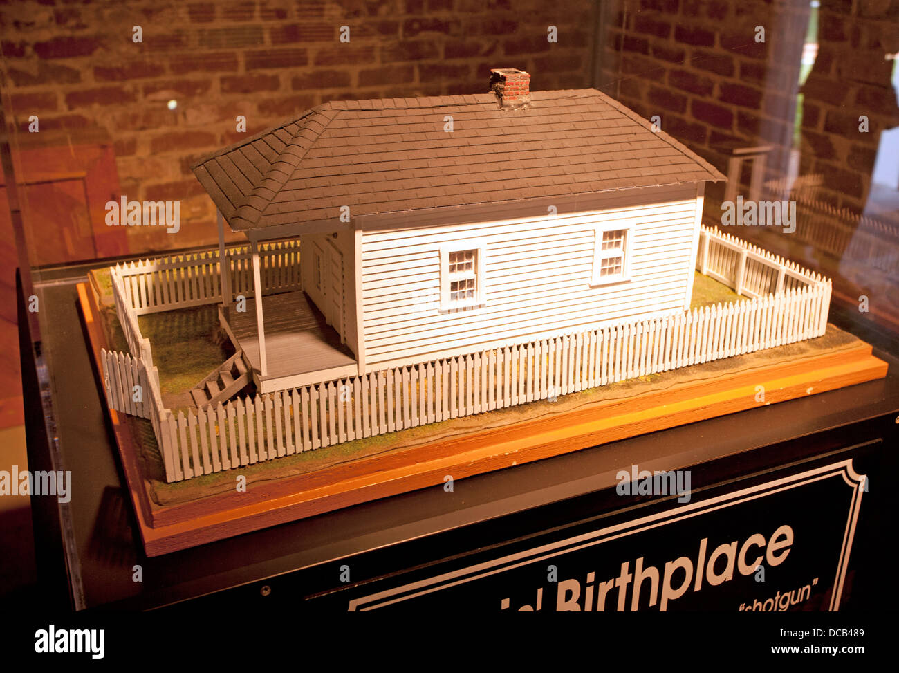 Model of Elvis's childhood home in Tupelo on display at Graceland the ...