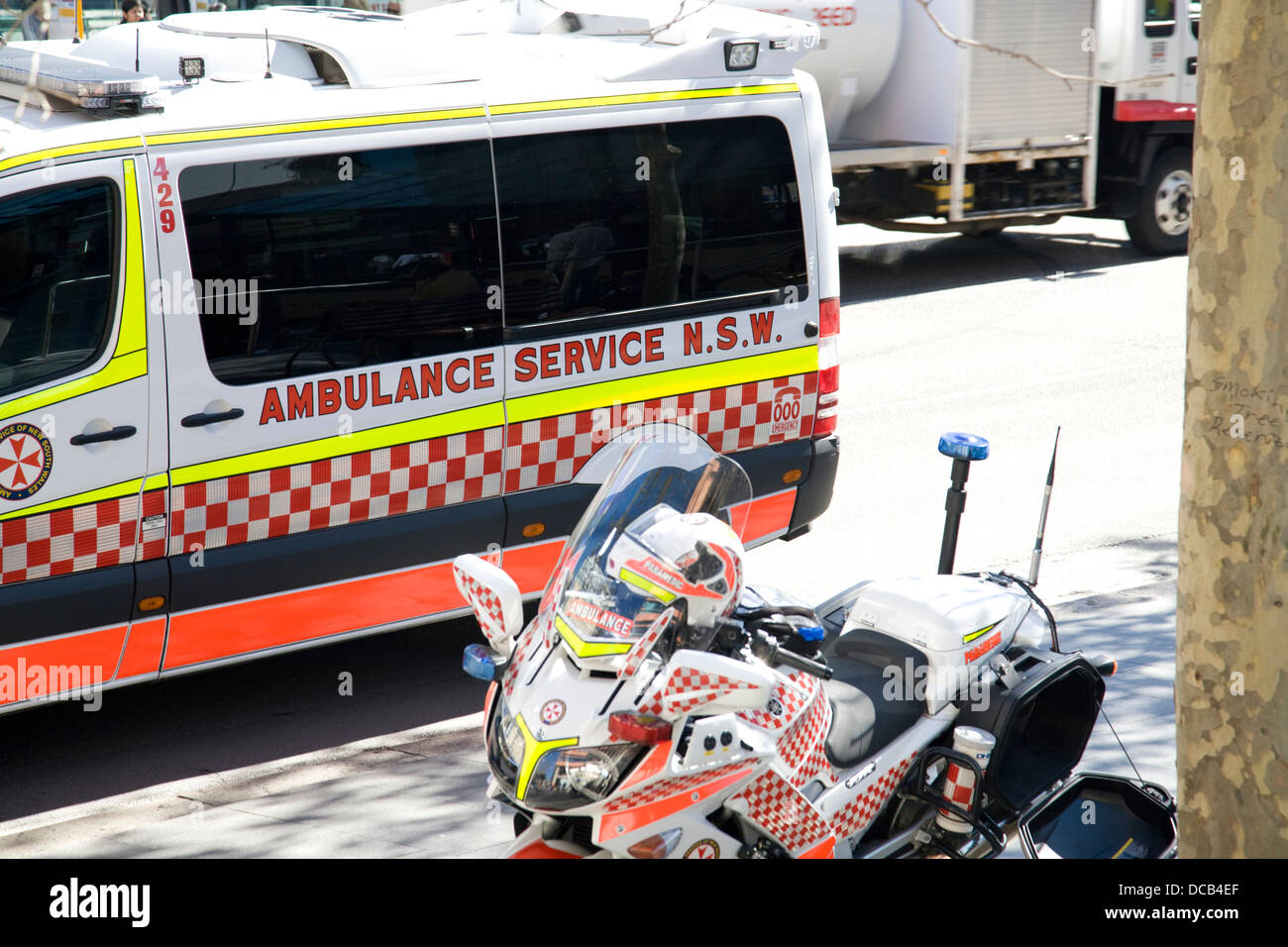 Nsw ambulance hi-res stock photography and images - Alamy