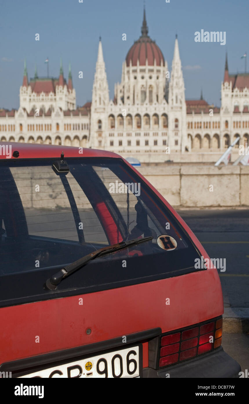 Budapest retro car city traffic hi-res stock photography and images - Alamy