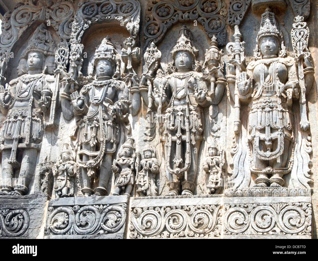 Carvings in ´Hoysaleshwara´ Hindu temple in Halebid, Karnataka, India ...