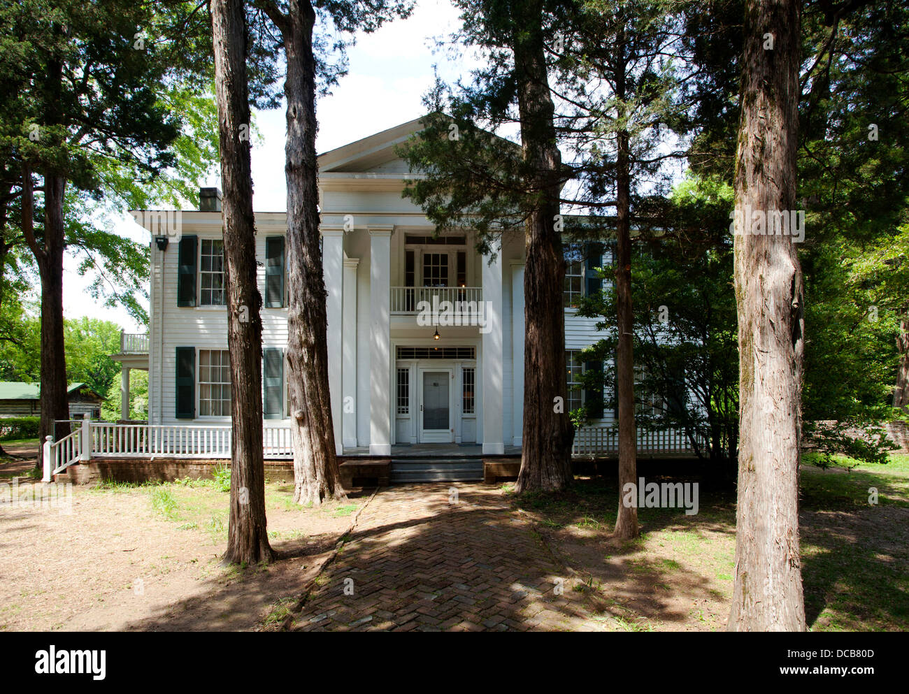 Pathway to the front of Rowan Oak the home of William Faulkner in ...