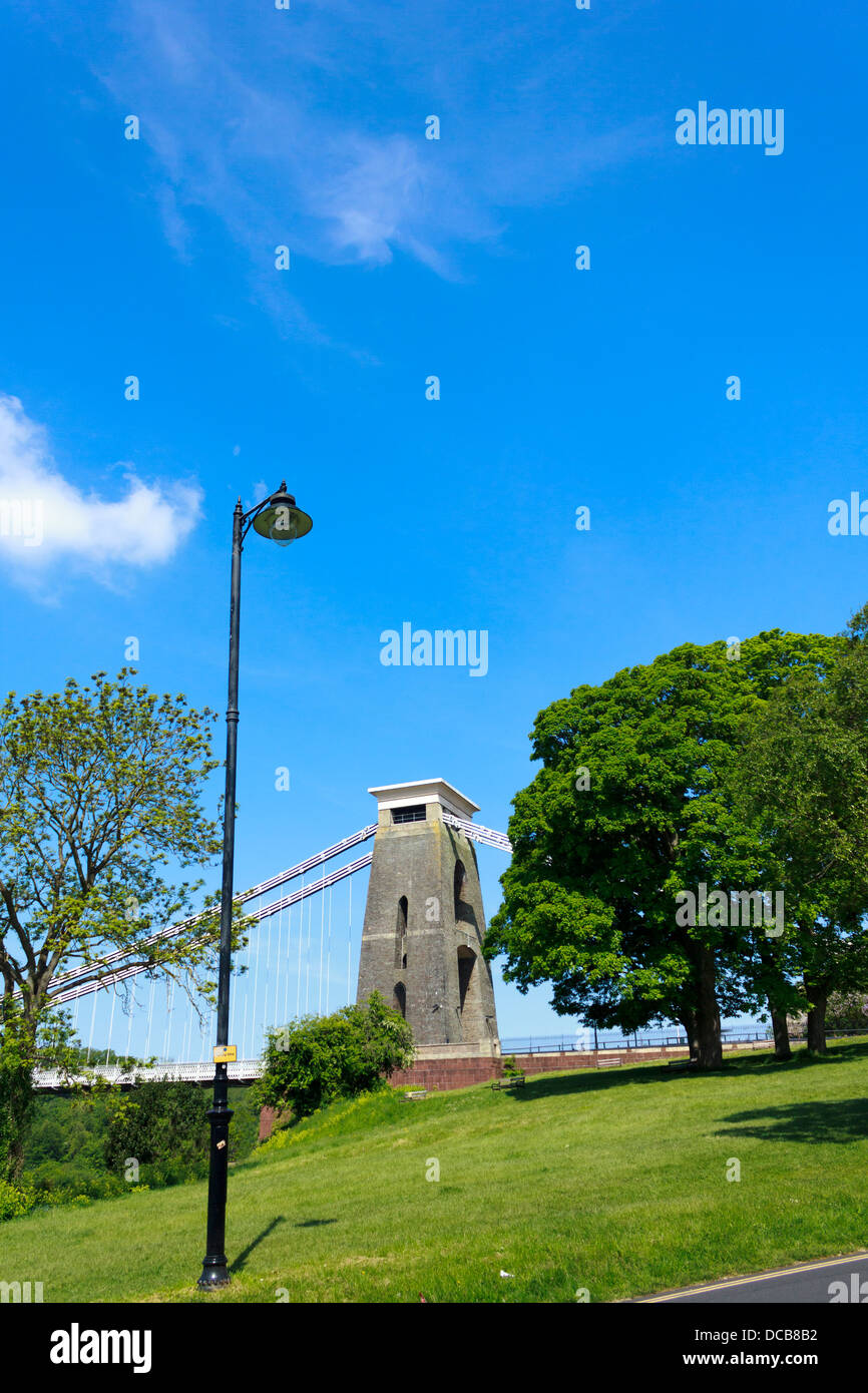 Clifton Suspension bridge on a glorious summer's day Stock Photo - Alamy