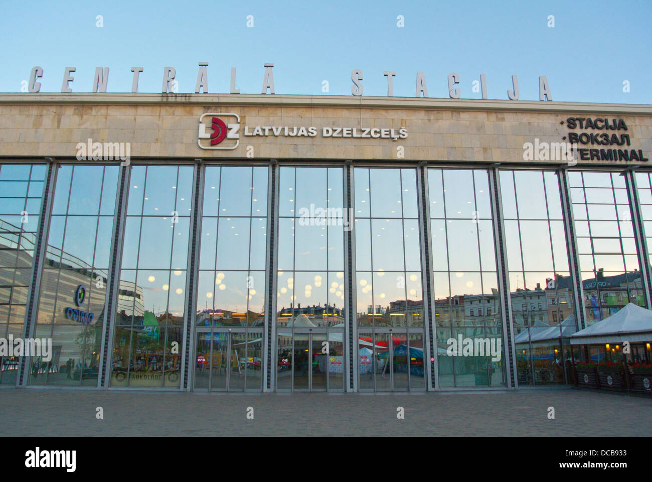Riga station hi-res stock photography and images - Alamy