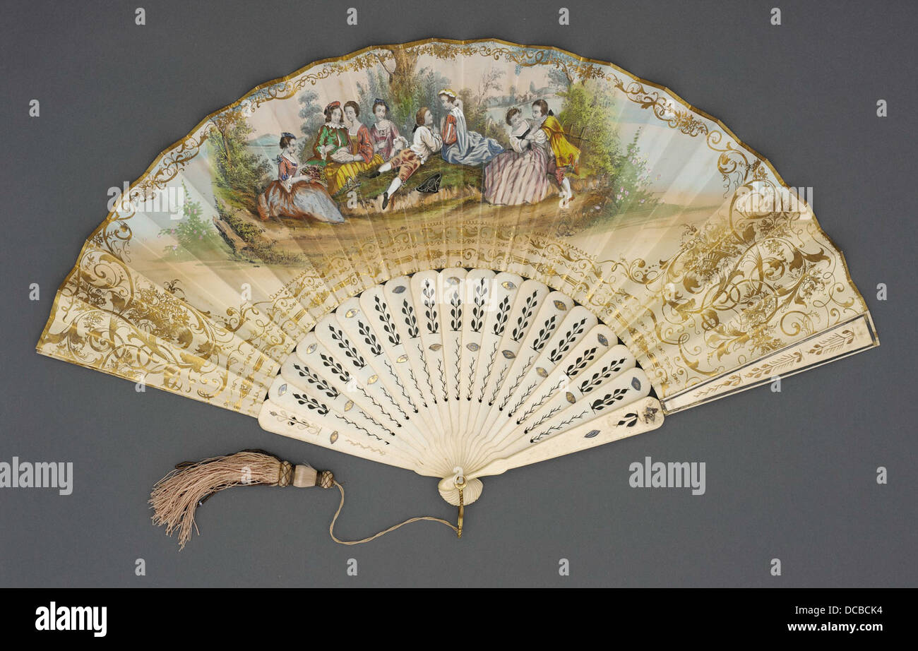 Folding fan 1700s hi-res stock photography and images - Alamy