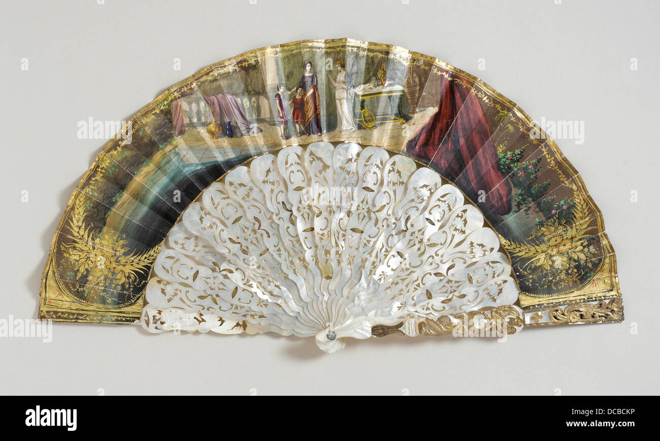 Hand fans museum hi-res stock photography and images - Alamy