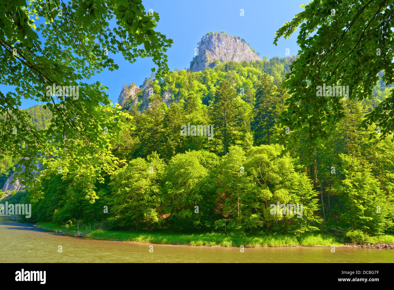 Peak of the Sokolica mountain in Pieniny, Poland. National border. View ...