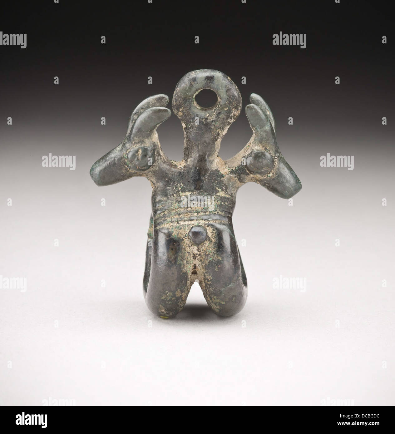 Bronze ring fitting hi-res stock photography and images - Alamy