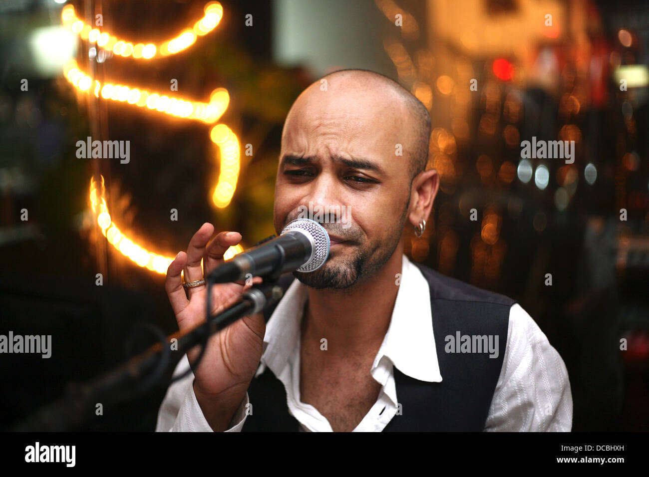 Crazy musician hi-res stock photography and images - Alamy