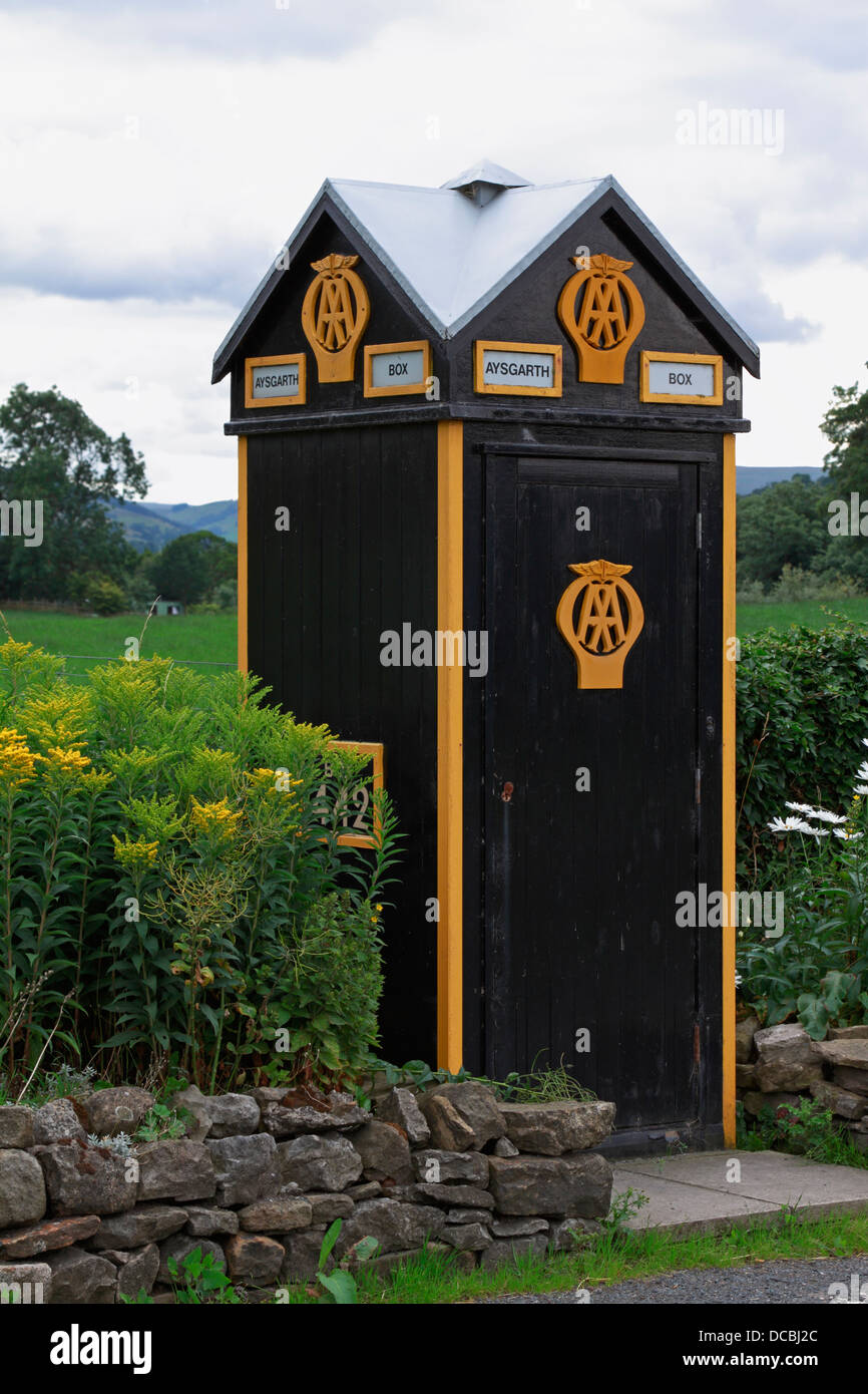 Old AA call box in Aysgarth, Wensleydale, North Yorkshire, Yorkshire ...