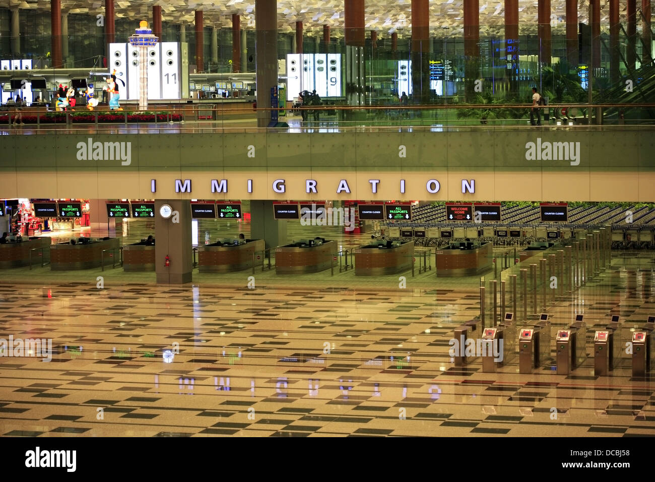 Singapore immigration hi-res stock photography and images - Alamy