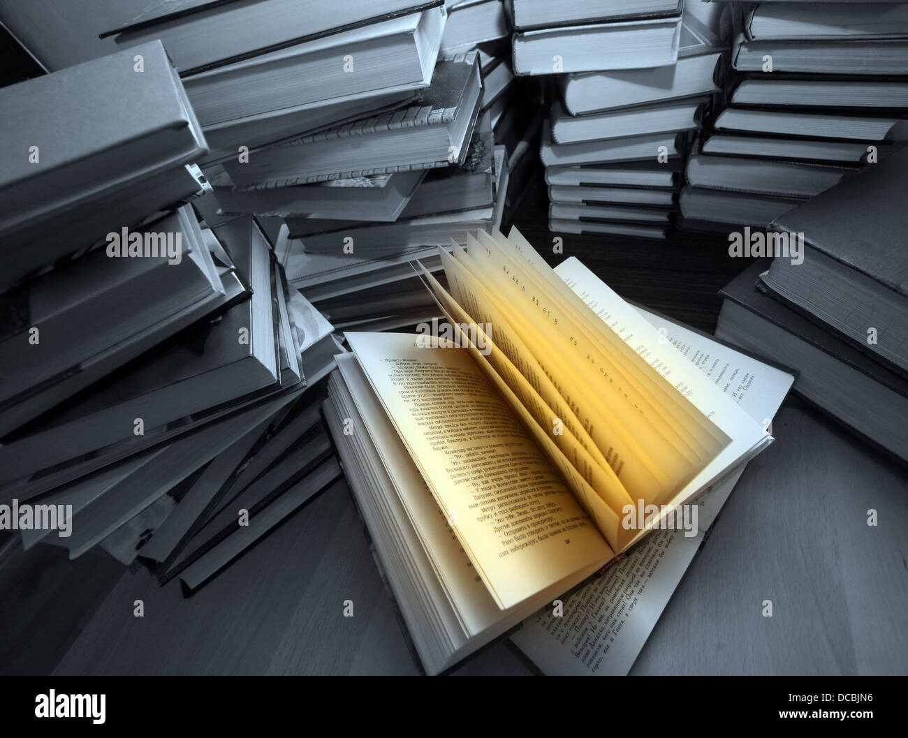 Knowledge and ignorance hi-res stock photography and images - Alamy