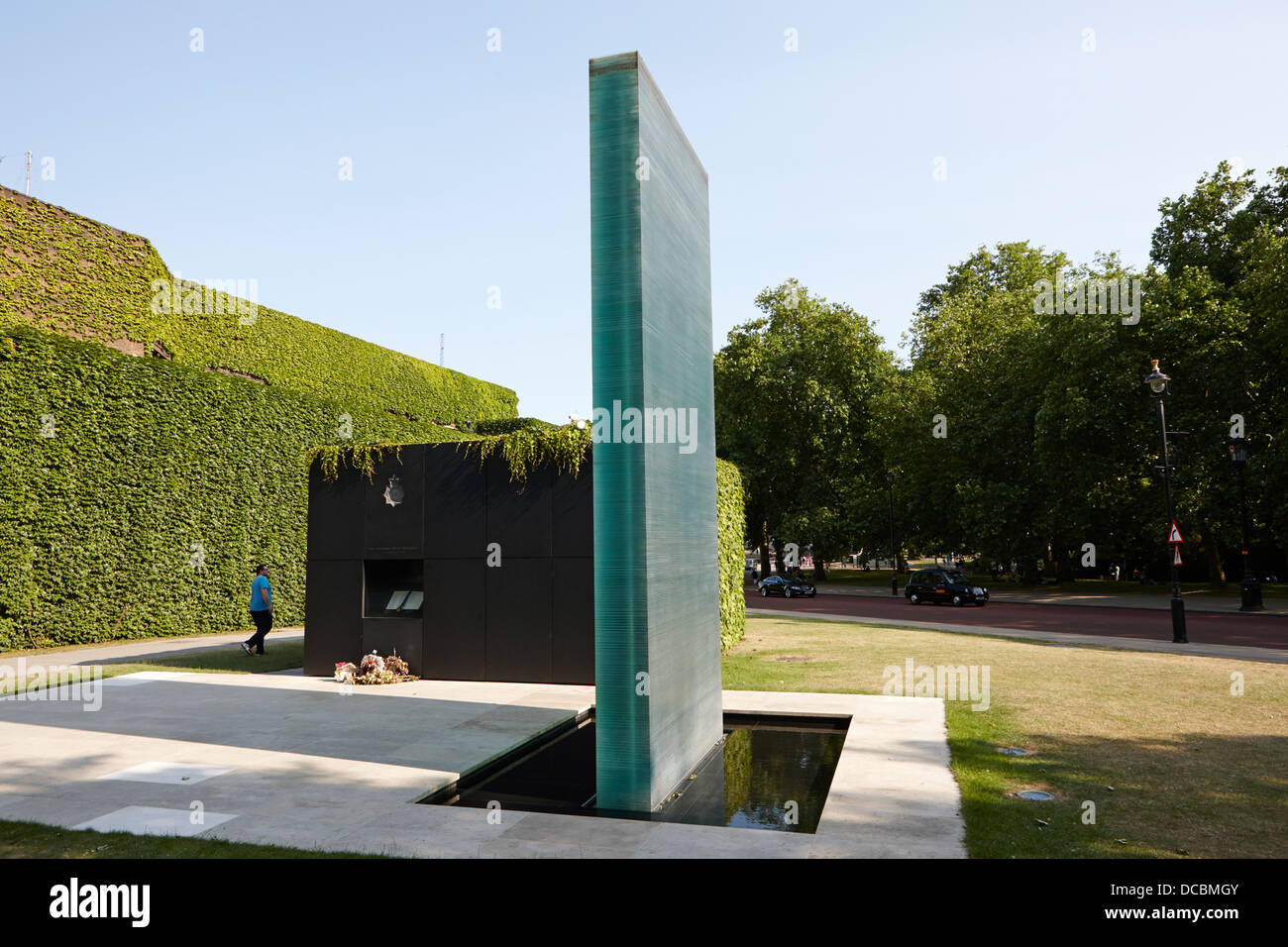 Police memorial london hi-res stock photography and images - Alamy