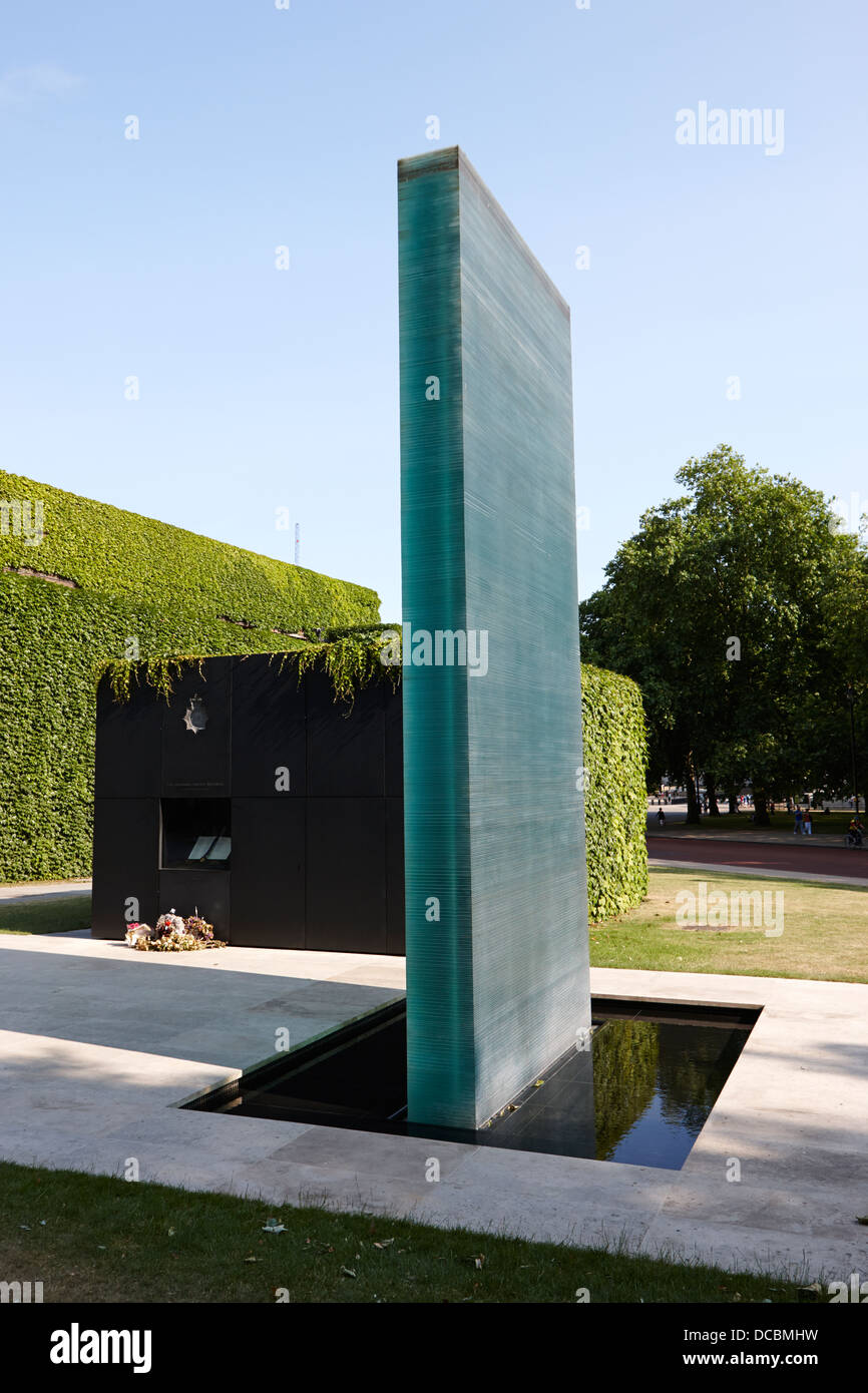 National police memorial hi-res stock photography and images - Alamy