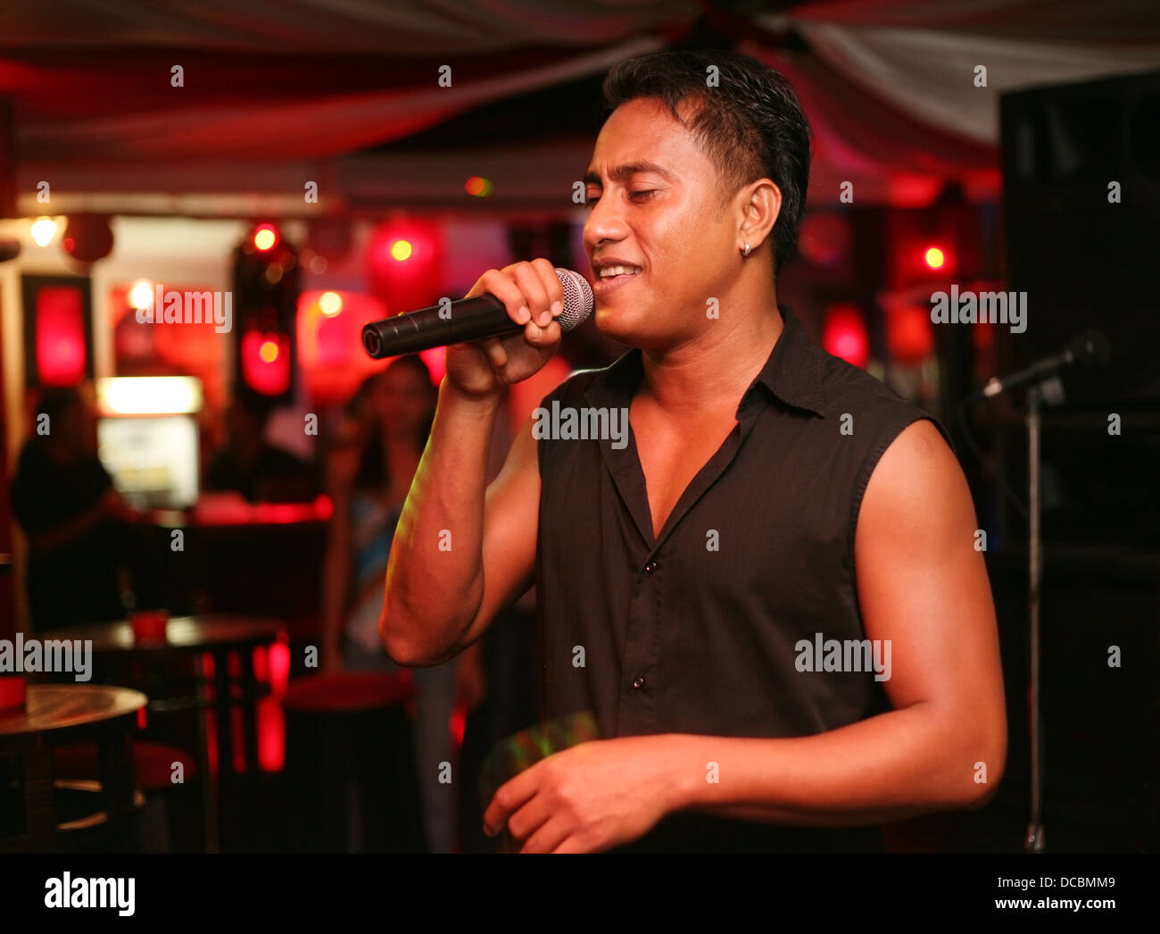 Samba pop hi-res stock photography and images - Alamy