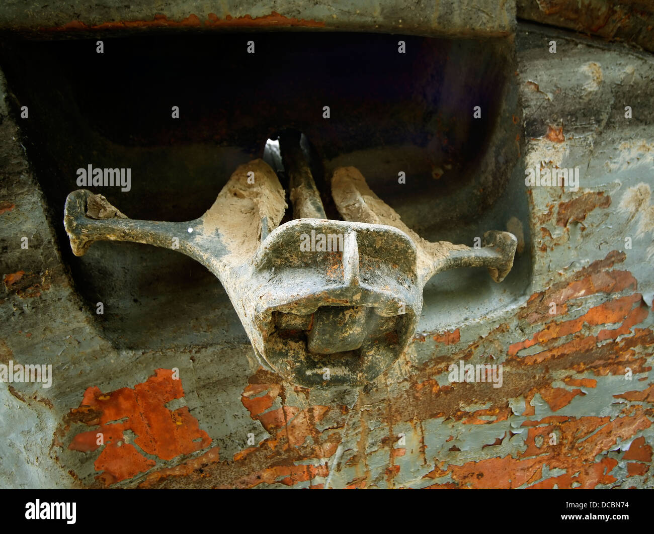 Ship anchor drop hi-res stock photography and images - Alamy