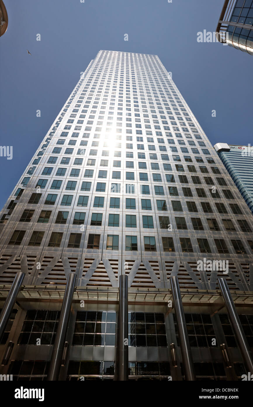 one canada square skyscraper in canary wharf London England UK Stock ...