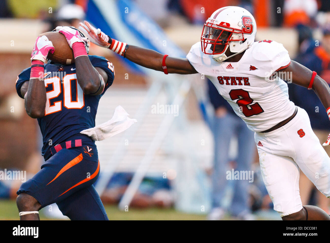 American football wide receiver ball hi-res stock photography and ...