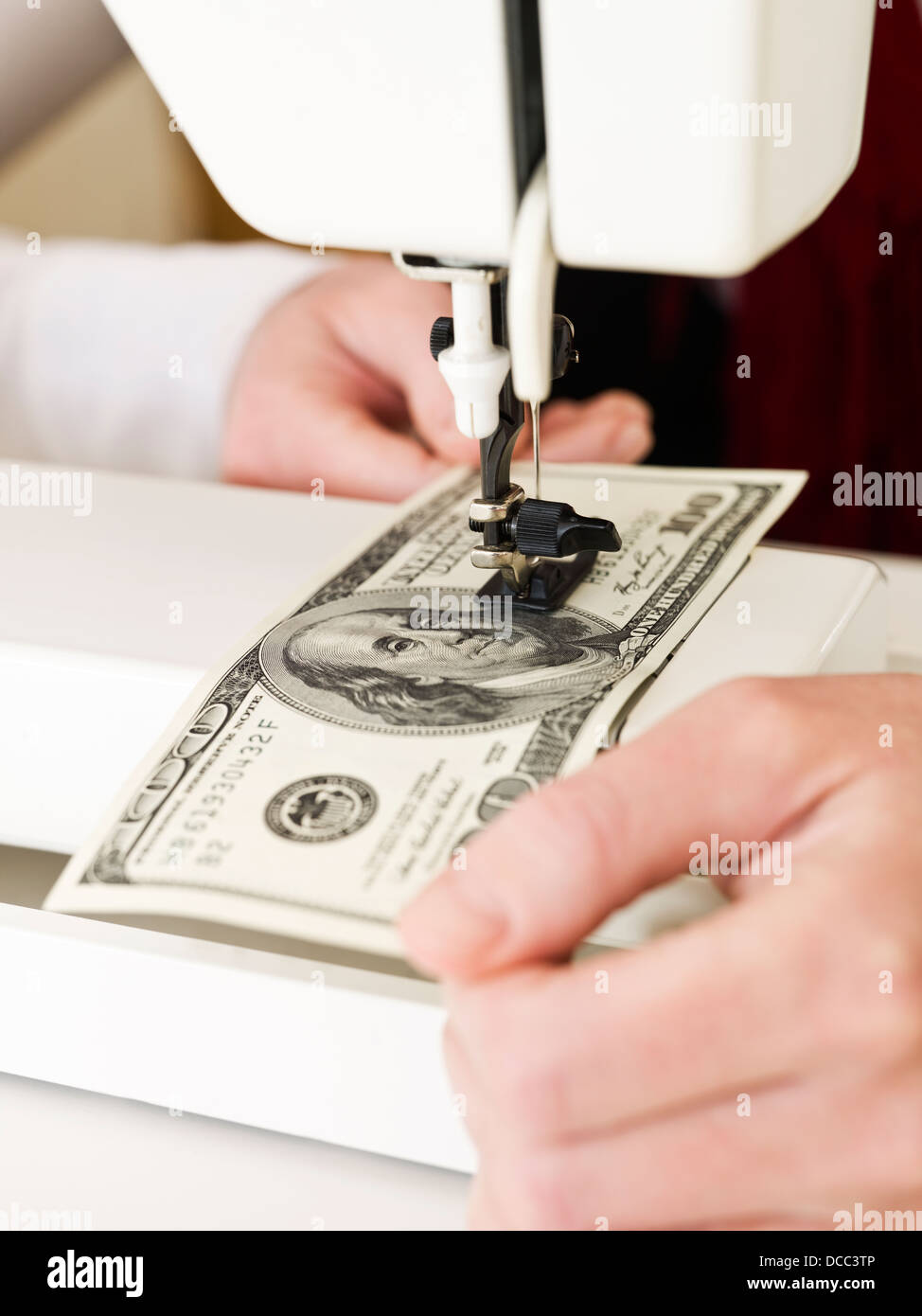 Us downsizing hi-res stock photography and images - Alamy