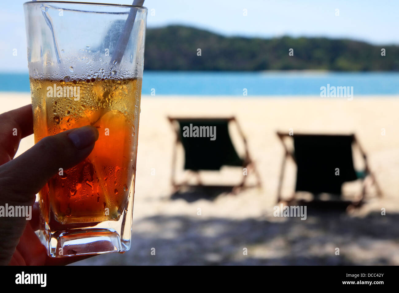 Cocktail on a beach Stock Photo - Alamy