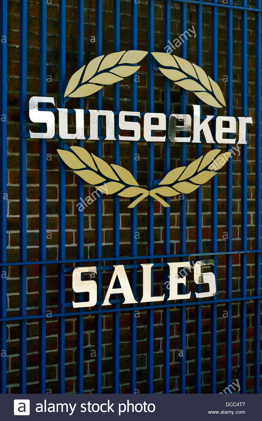 Signs Manufacturing High Resolution Stock Photography and Images - Alamy