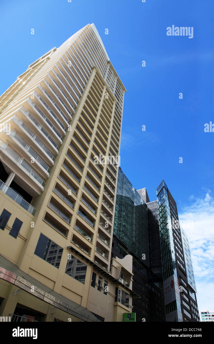 Apartment city hi-res stock photography and images - Alamy