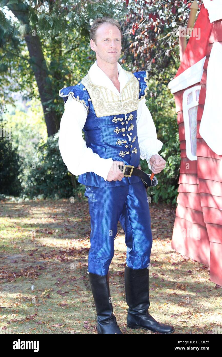 Cast photocall for the Snow White Pantomime which is to be held at The ...