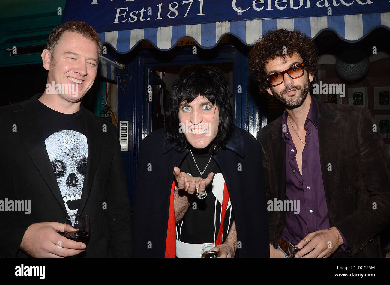Noel Fielding and Christian Furr and Frankie Poullain from The Darkness ...