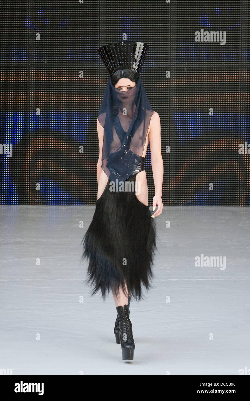 Charlie le mindu model hi-res stock photography and images - Alamy