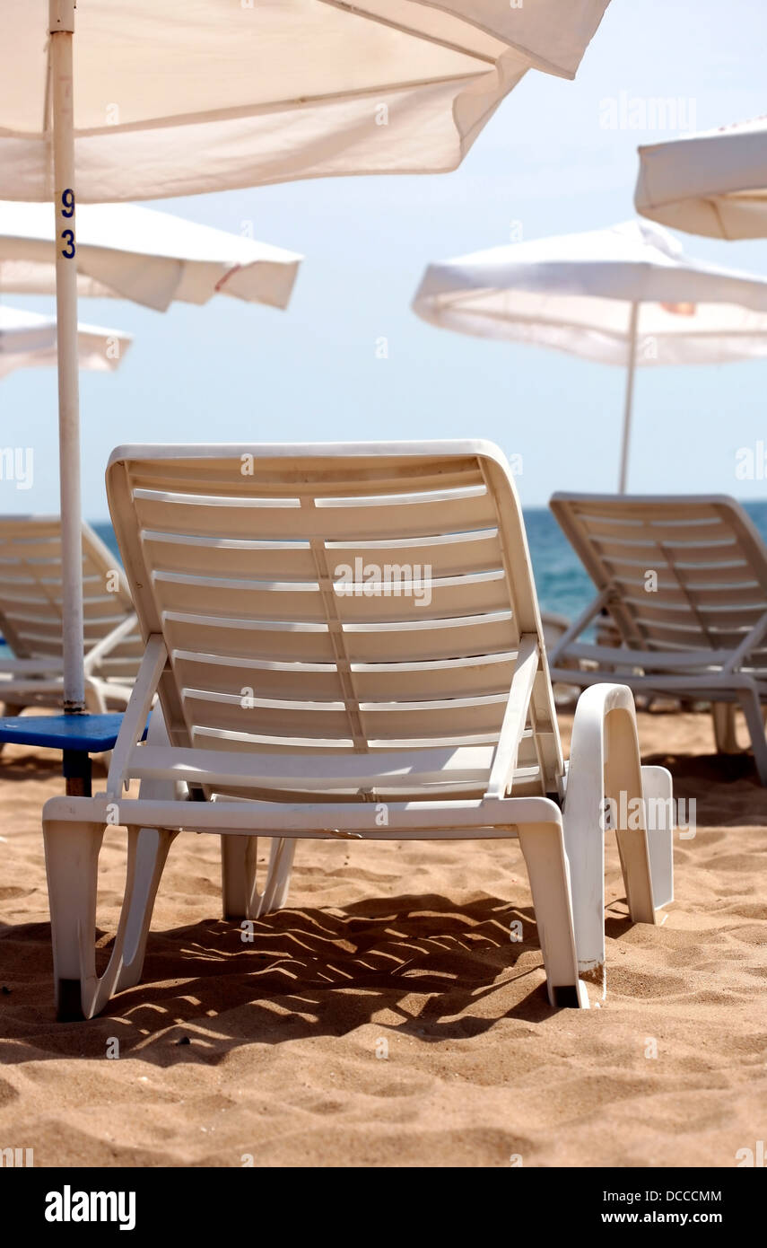 Sunbathing bed hi-res stock photography and images - Alamy