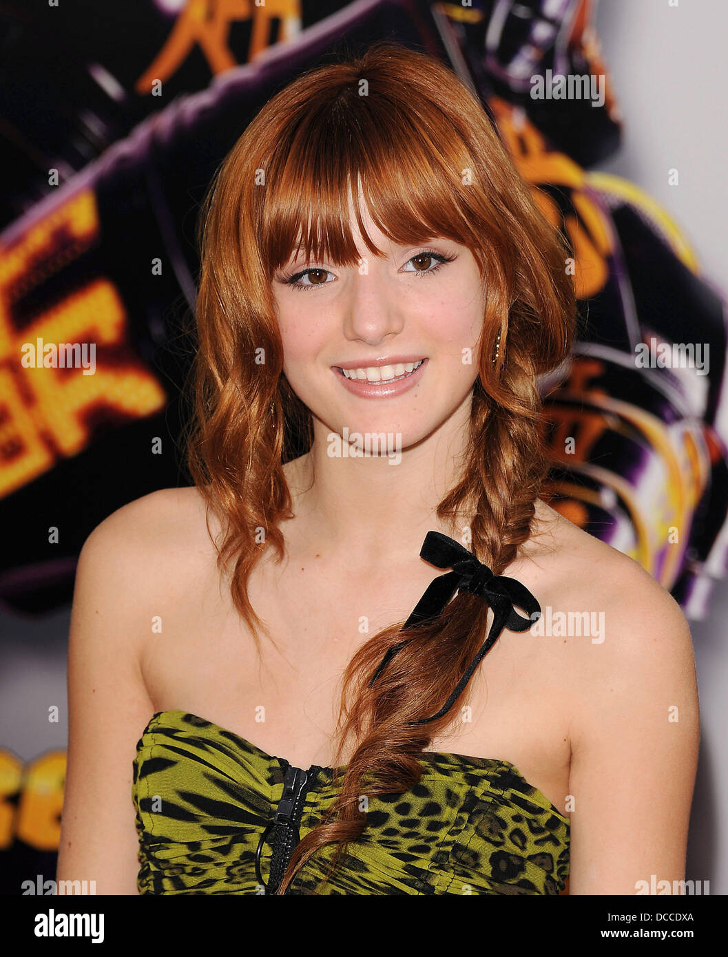 Bella Thorne Premiere of "Real Steel" at the Gibson Amphitheater ...