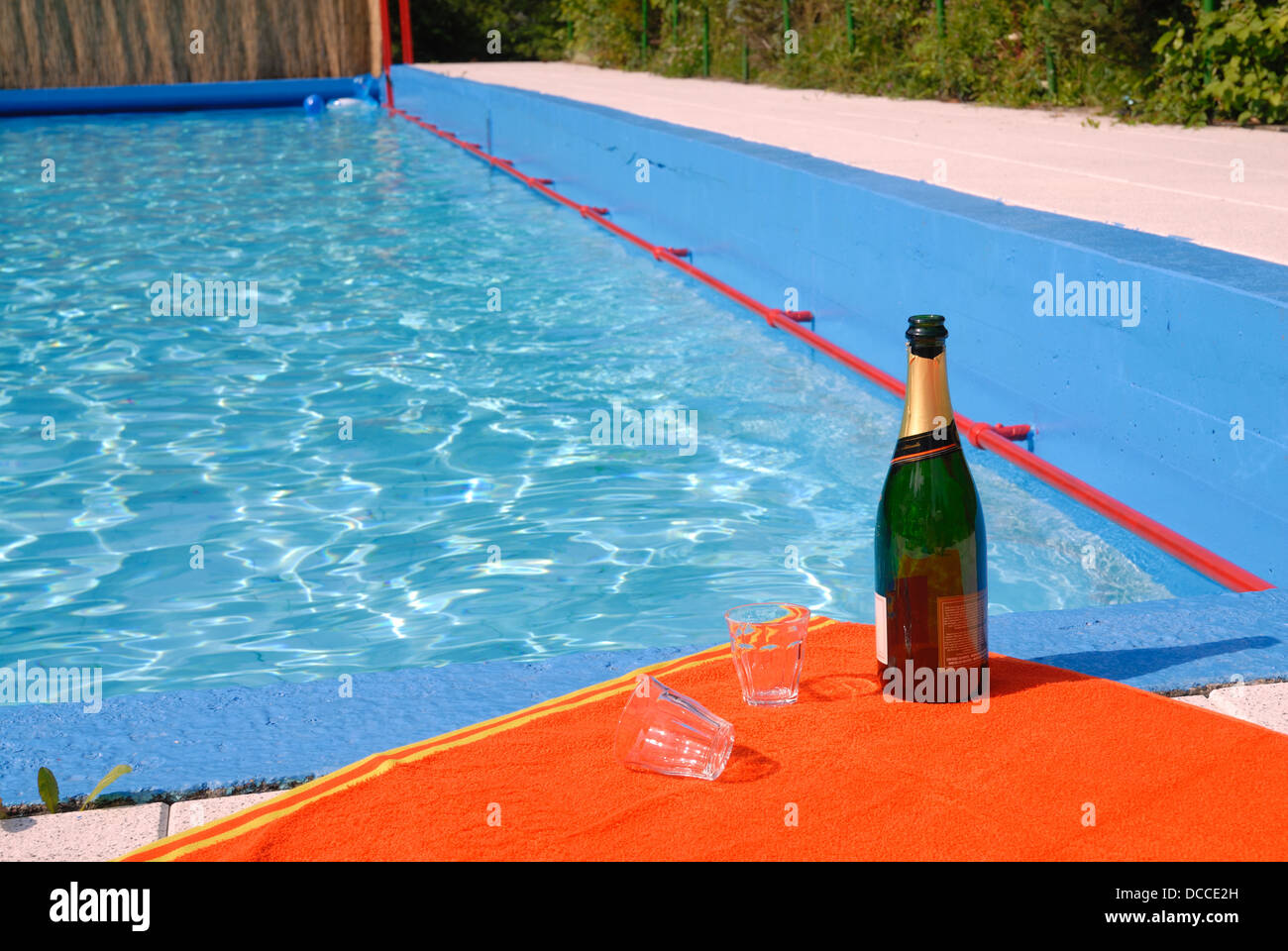 champagne at the swimming pool Stock Photo - Alamy