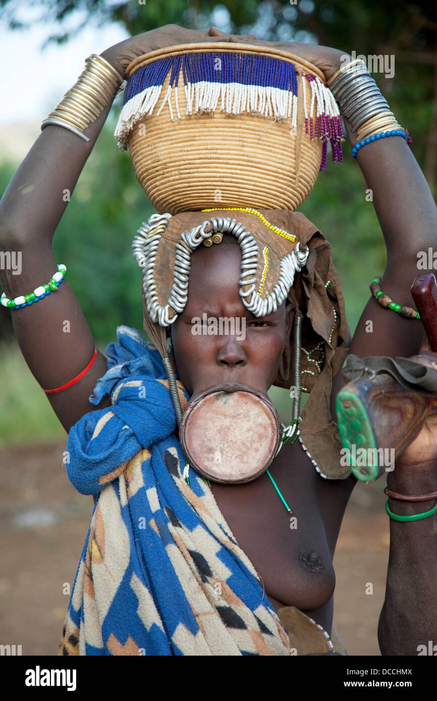 Africa Ethiopia Omo Valley Mursi people Stock Photo - Alamy