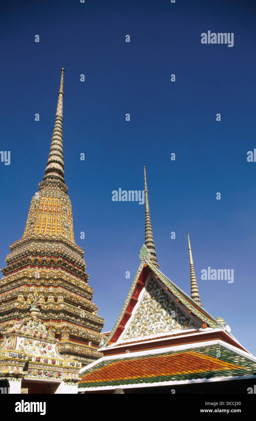 Wat Poh Temple. Bangkok. Thailand Stock Photo - Alamy