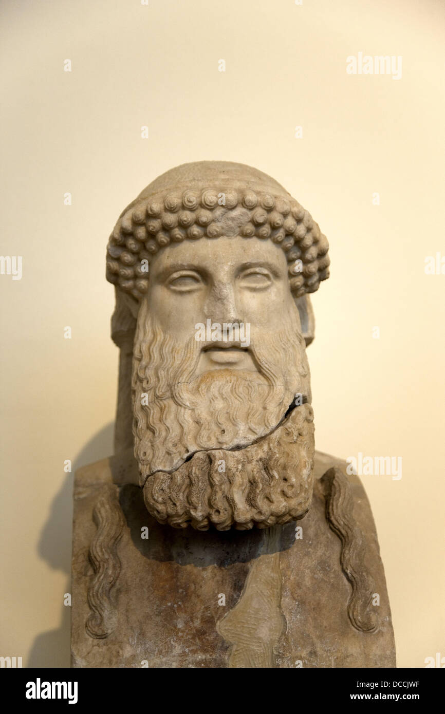Zeus bust hi-res stock photography and images - Alamy