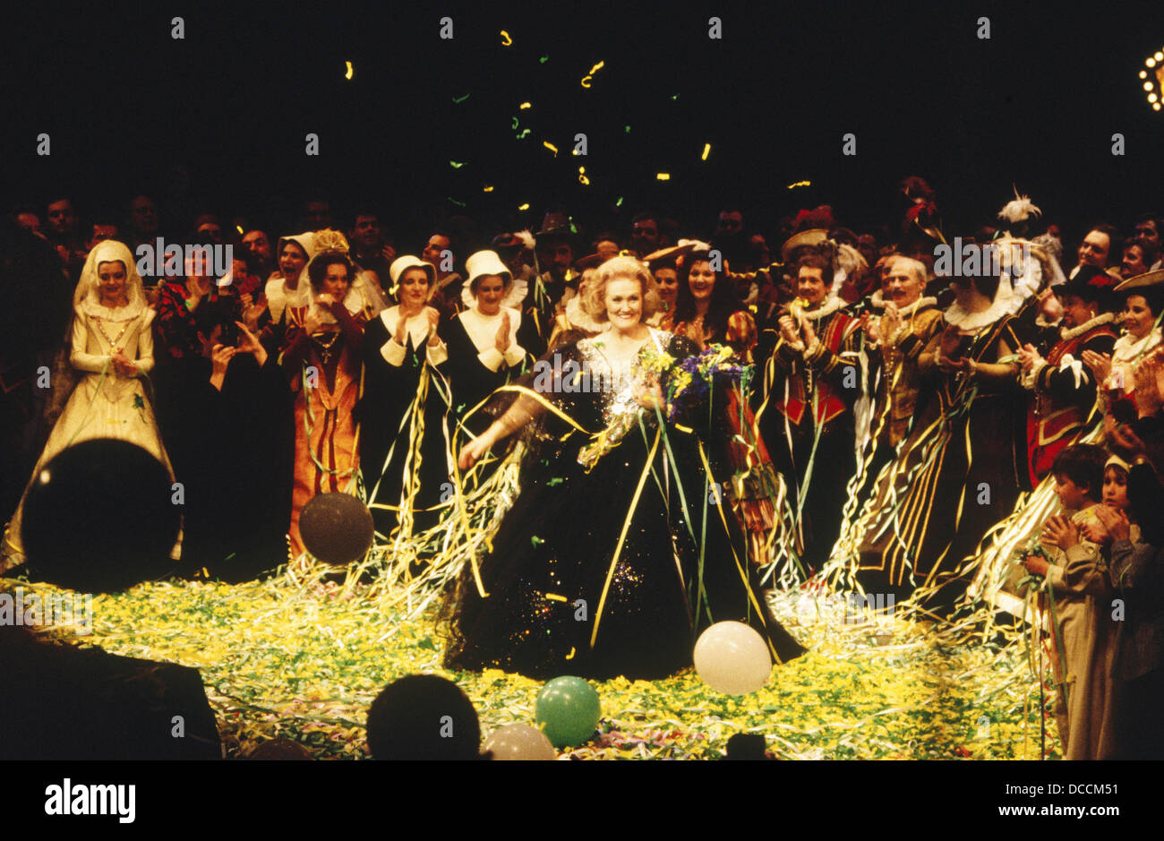 Joan sutherland 1990 hi-res stock photography and images - Alamy