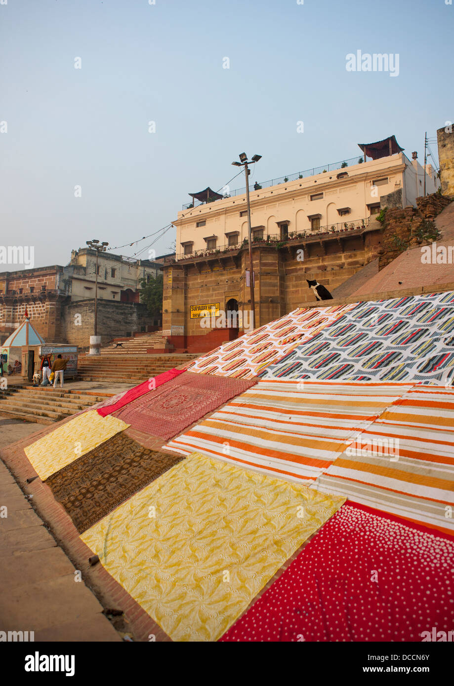 Drying Laundry At Shivala Ghat, Varanasi, India Stock Photo - Alamy