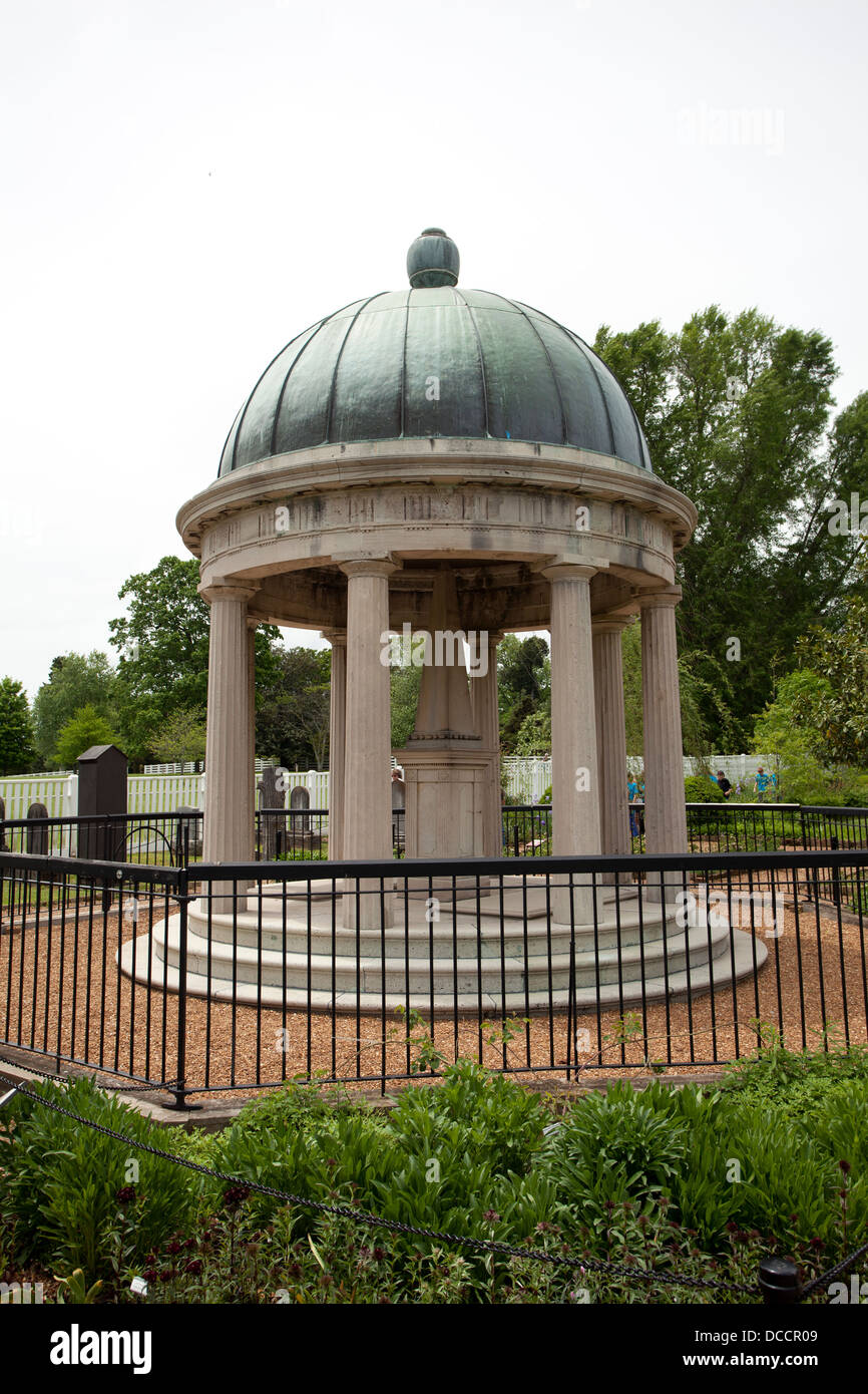 Tomb of President Andrew Jackson at the Hermitage in Nashville ...