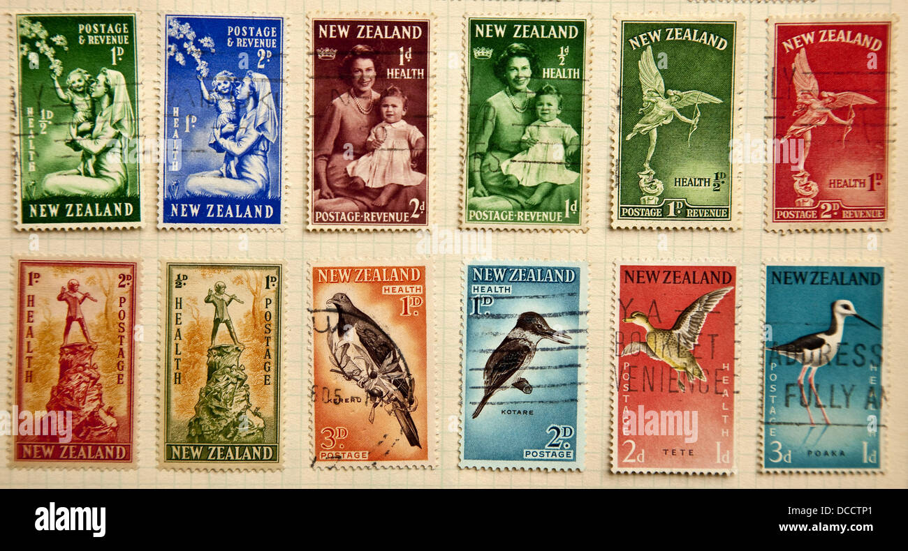 Postage stamps 1950s hi-res stock photography and images - Alamy
