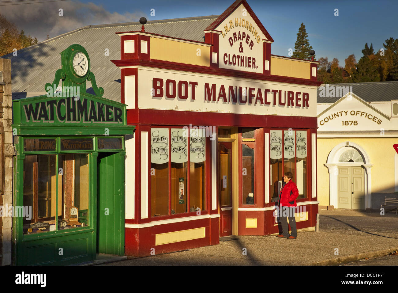 Central otago gold trail hi-res stock photography and images - Alamy