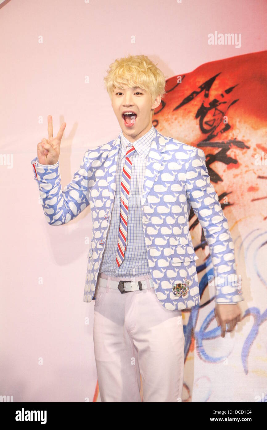 Taipei, Taiwan. 13th Aug, 2013. Member of SJ-M, Korean singer HENRY ...
