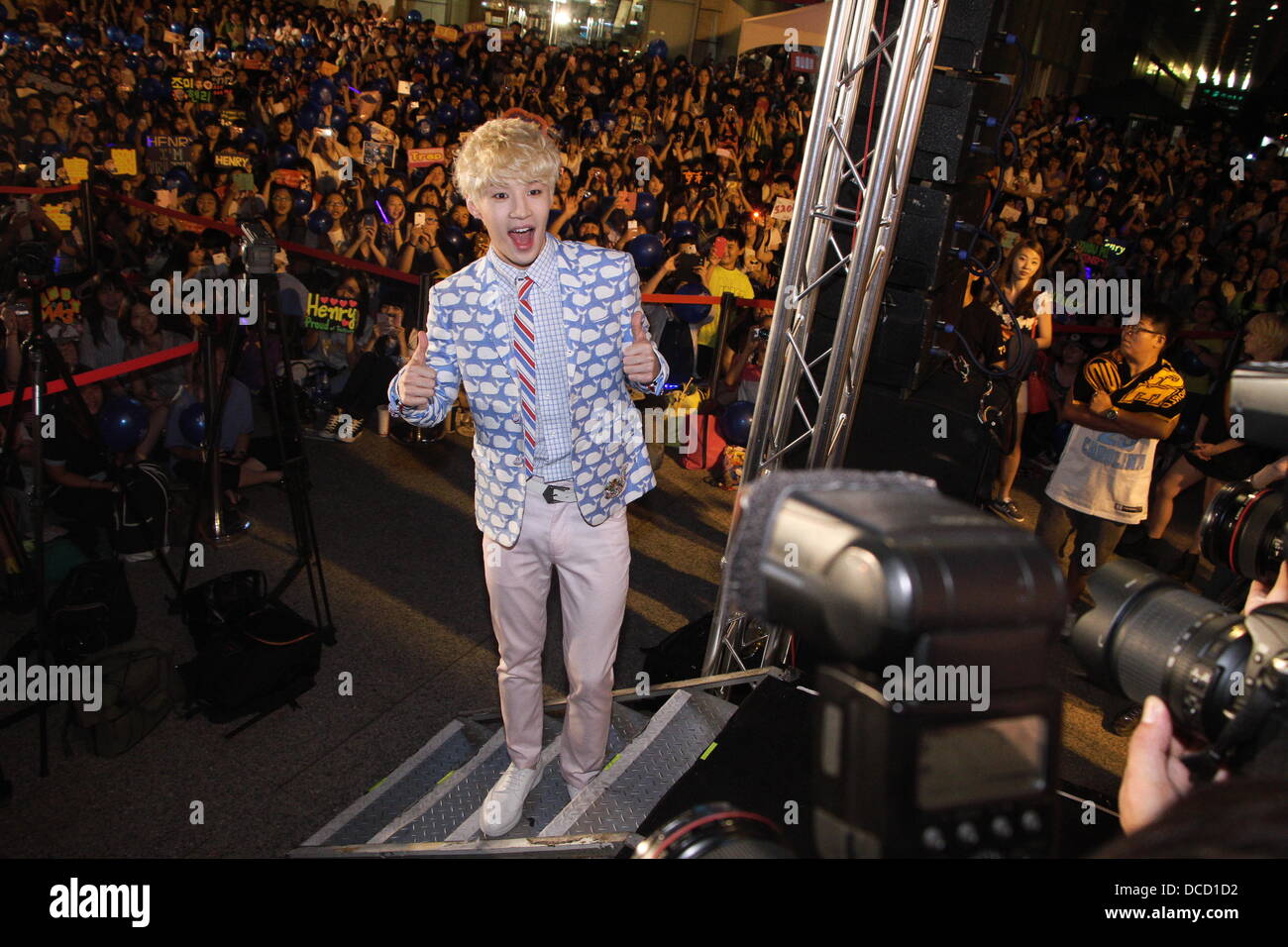 Taipei, Taiwan. 13th Aug, 2013. Member of SJ-M, Korean singer HENRY ...