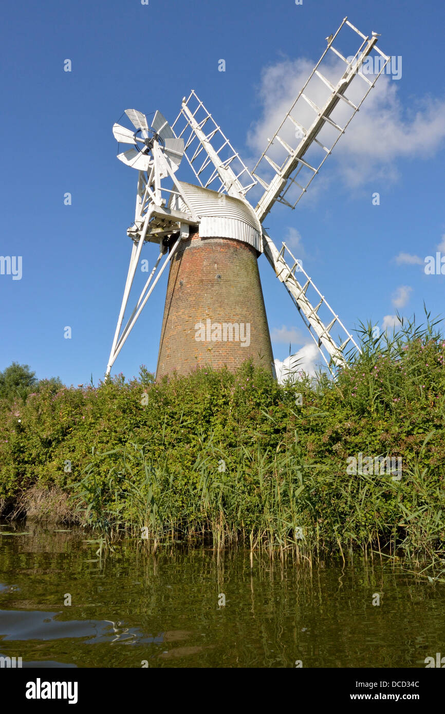 Turf Fen drainage mill, How Hill, Norfolk, Broads National Park Stock ...